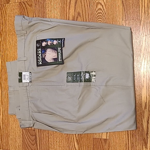 Farah | Pants | Nwt Farah Stain Free Khaki Slacks | Poshmark
